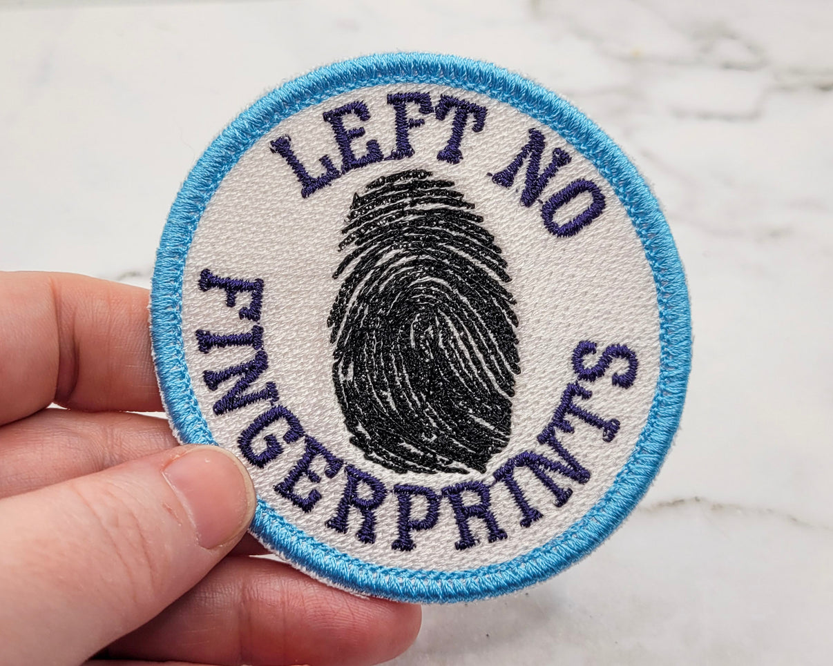 Left No Fingerprints Merit Badge – The Craftinista